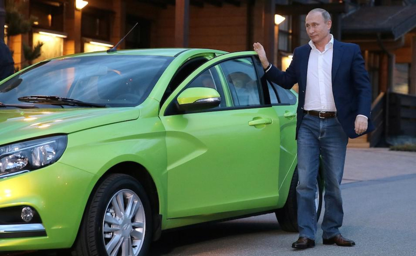 Putin Considered Taxi Driving Career After Losing Elections in the 1990’s