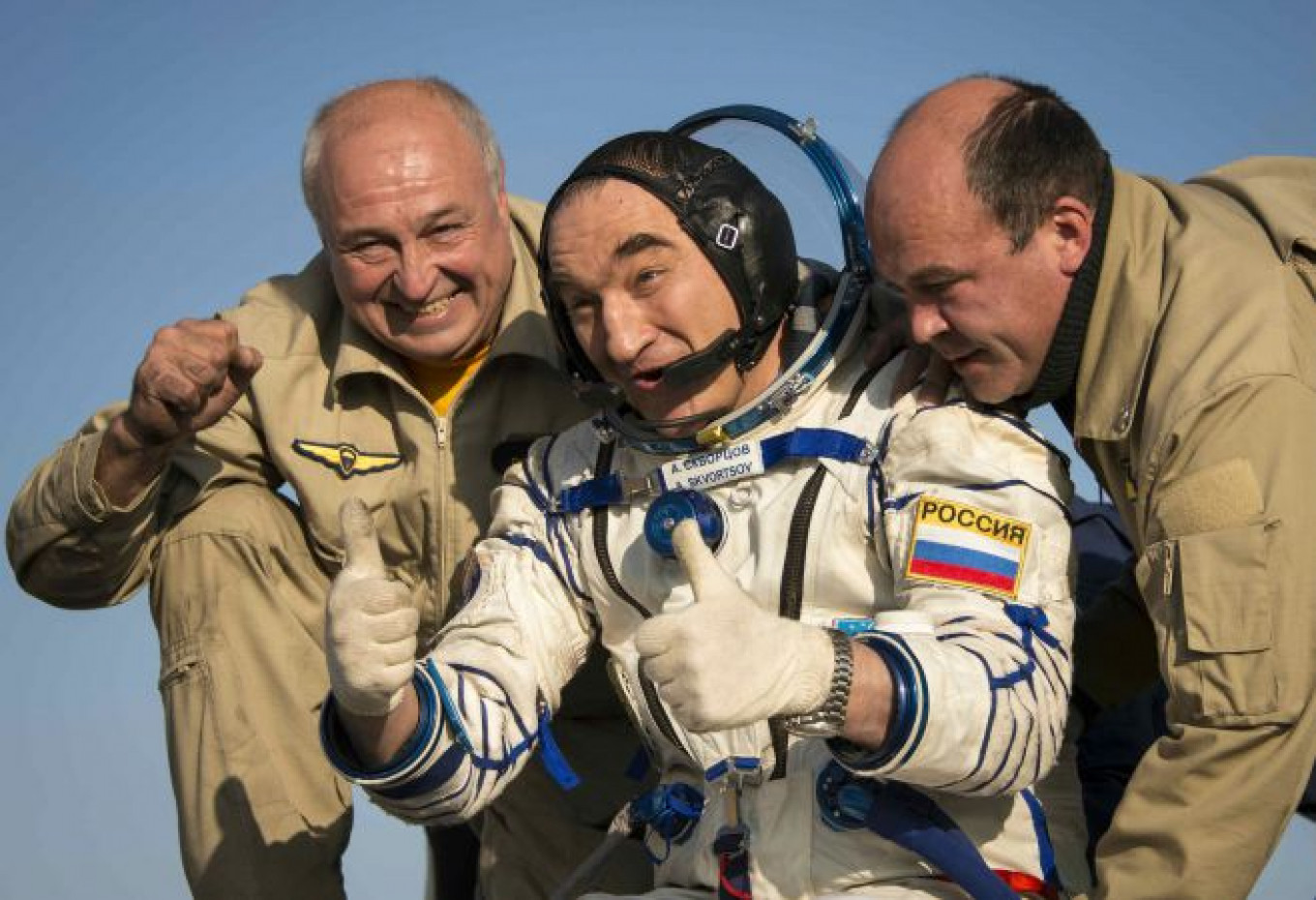 Russian Cosmonauts Return to Earth After 6 Months in Space