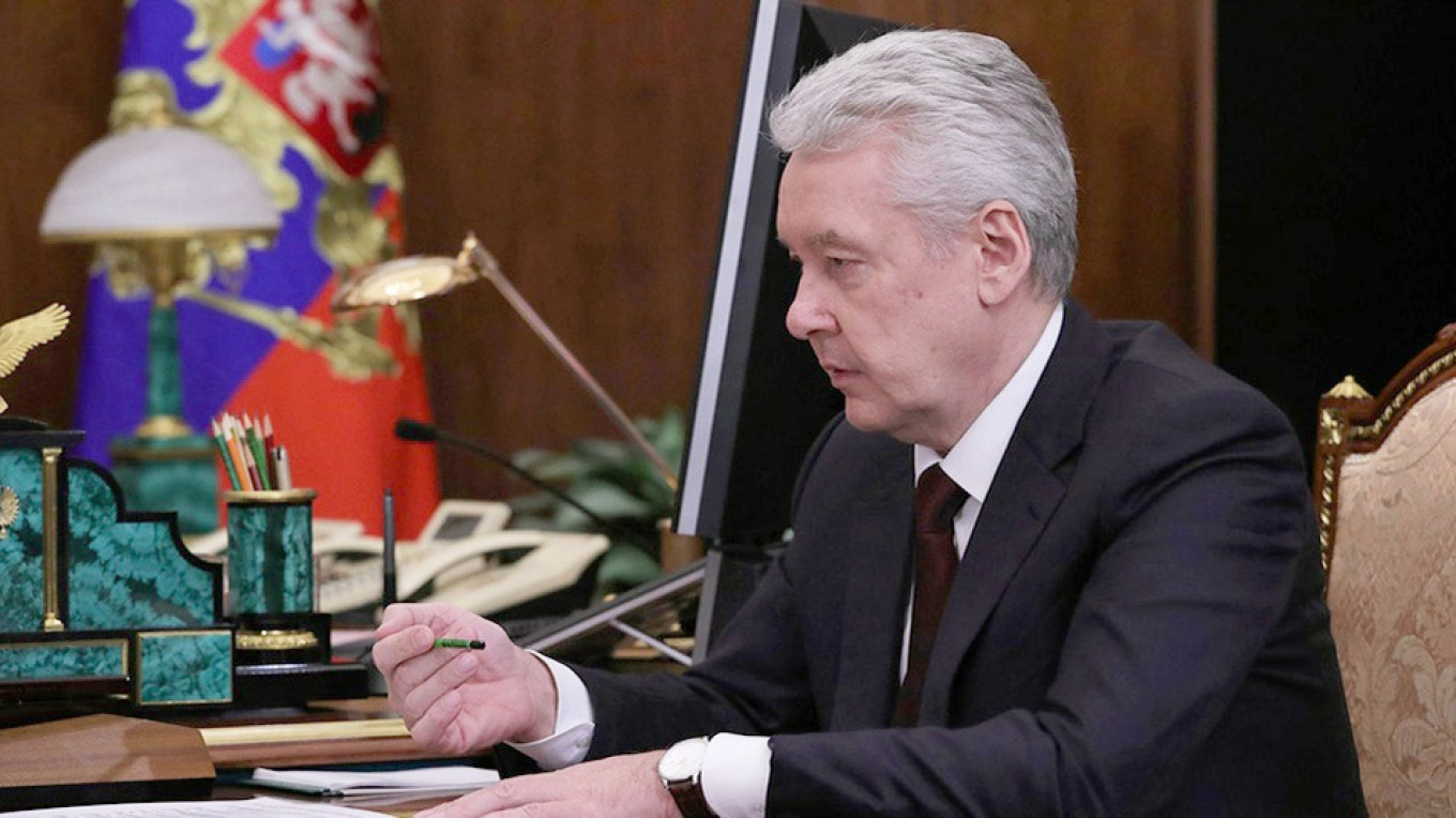 Moscow Mayor Declines to Debate Opponents, Media Reports