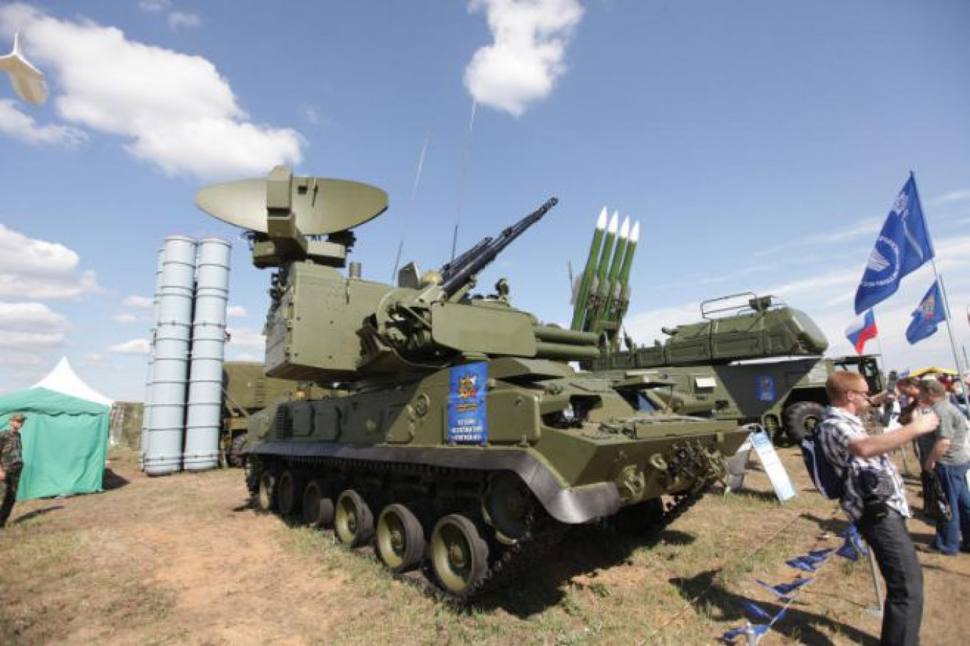 Russia to Unveil Anti-Drone Ray Gun at Arms Show