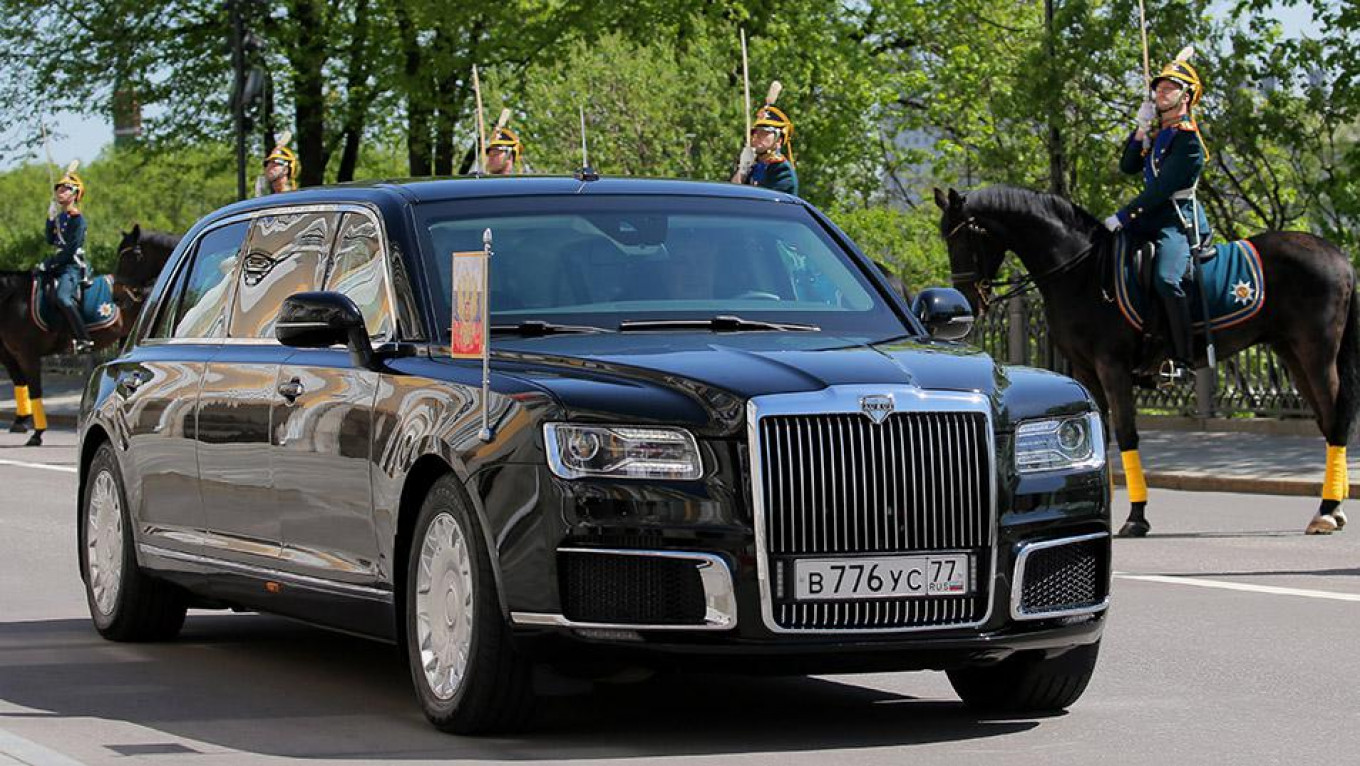 Putin Takes Inaugural Ride in Russian-Made Limousine