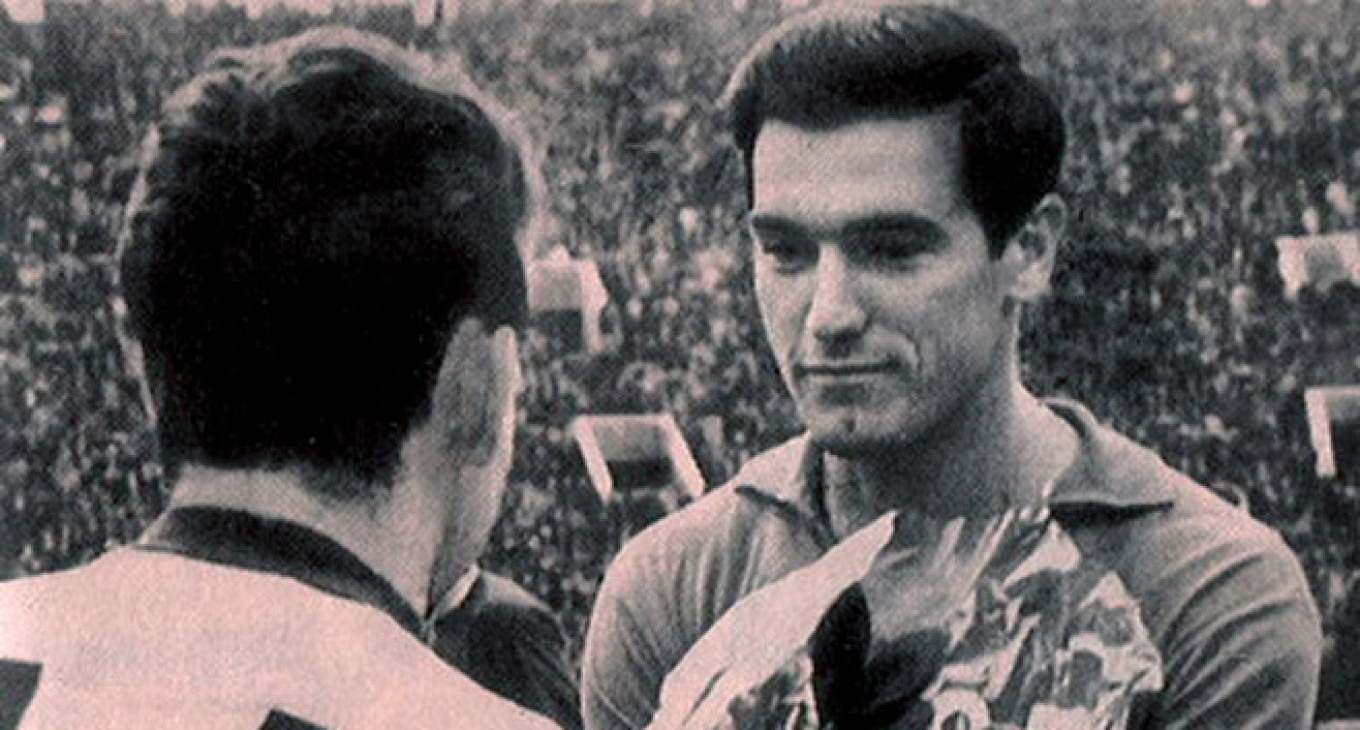 The Rise and Fall of a Soviet Football Star