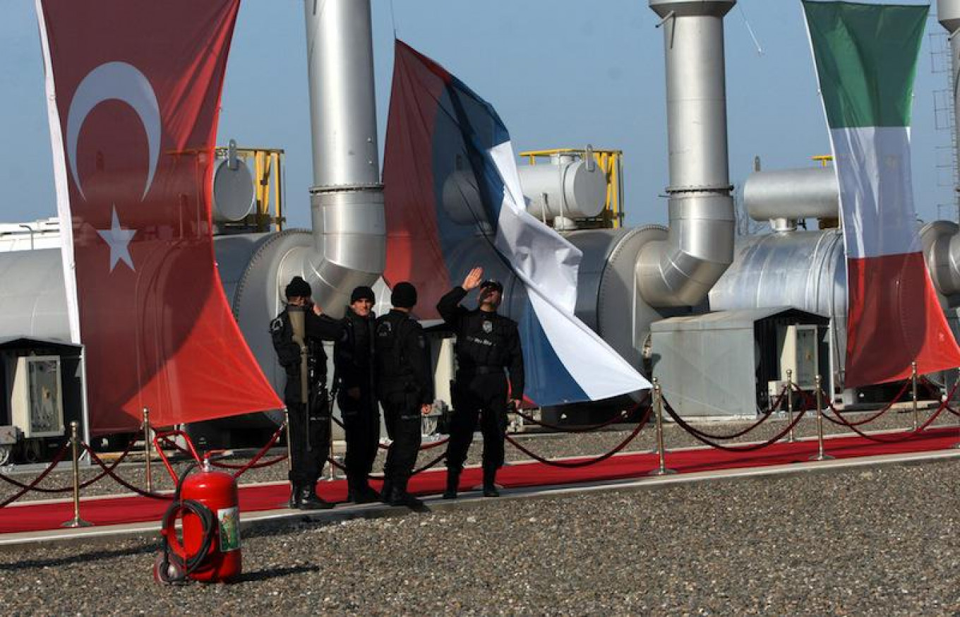 Russia and Turkey Revive Turkish Stream Pipeline