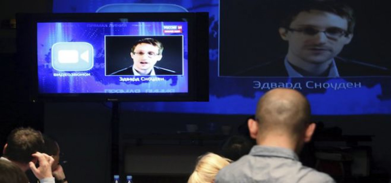 Edward Snowden Hopes to Renew Russian Visa in June