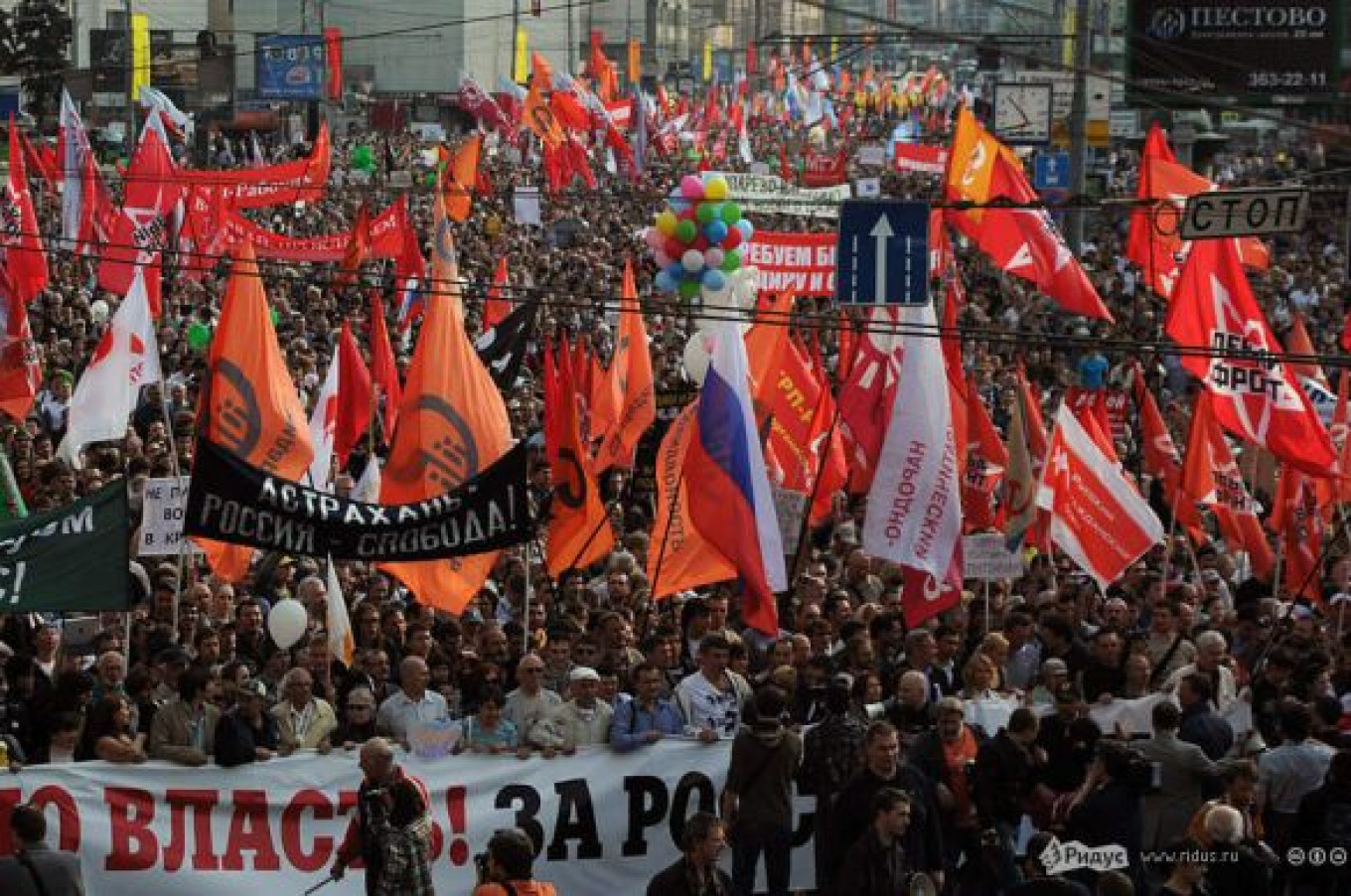 Putin Throws Down Gauntlet for Protesters Putin Throws Down Gauntlet for Protesters