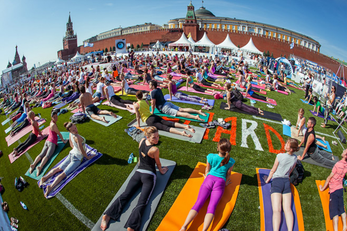 Yoga Journal Celebrates Its First 10 Years in Russia