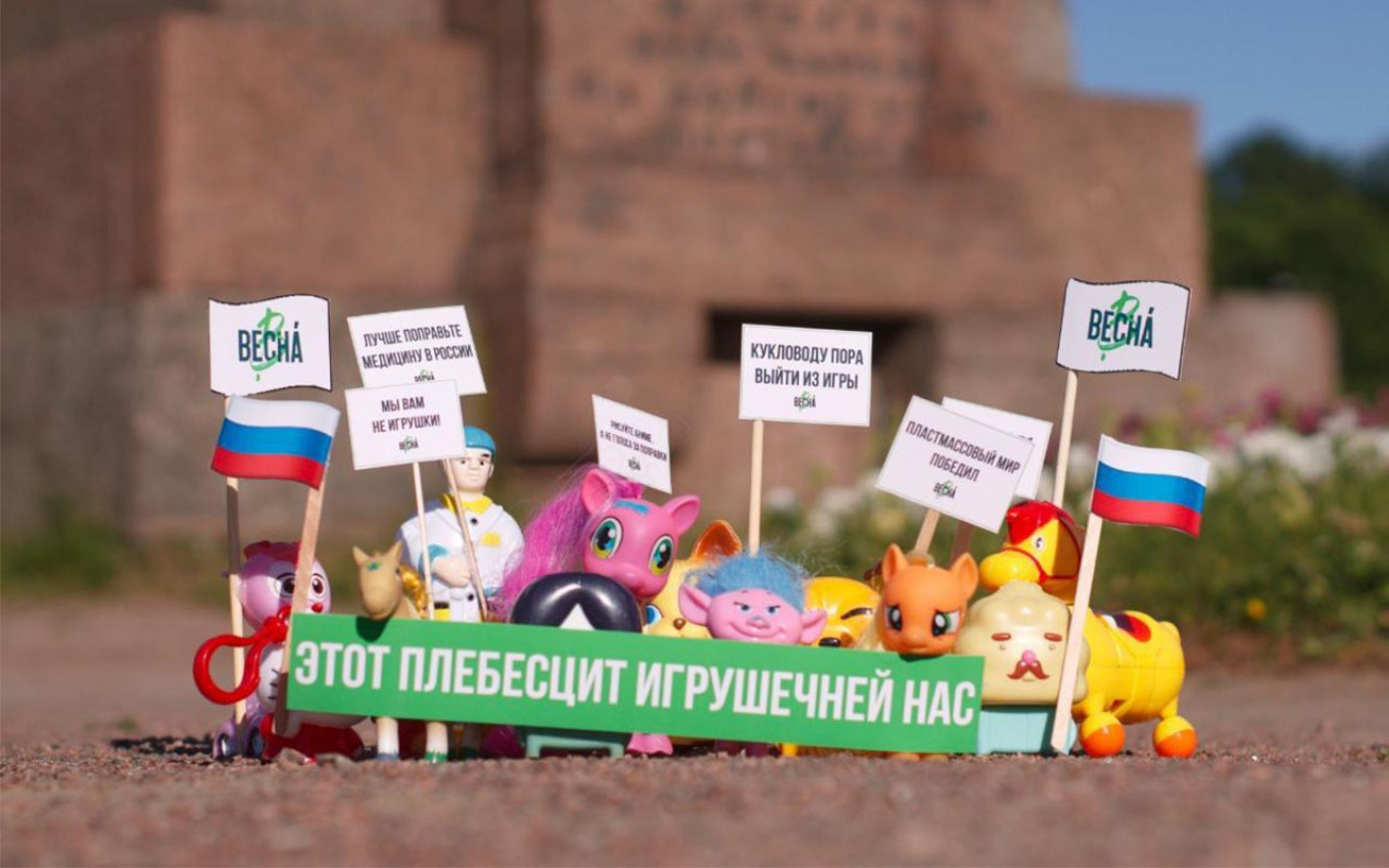 Russia Investigates Toy Protests Against Vote on Putin’s Term Limits ...