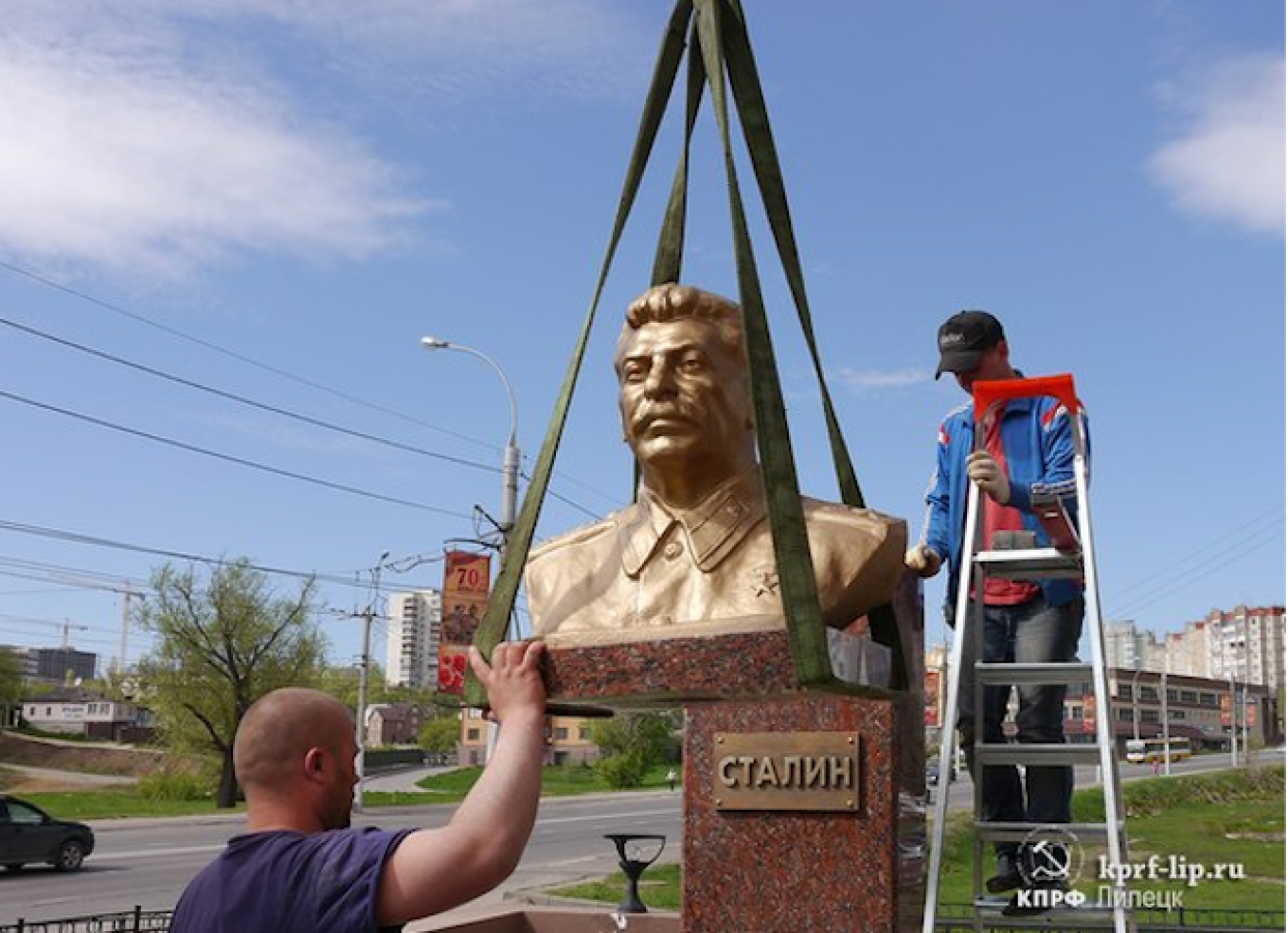Stalin Monument Installed in Russian Town Over Authorities' Objections