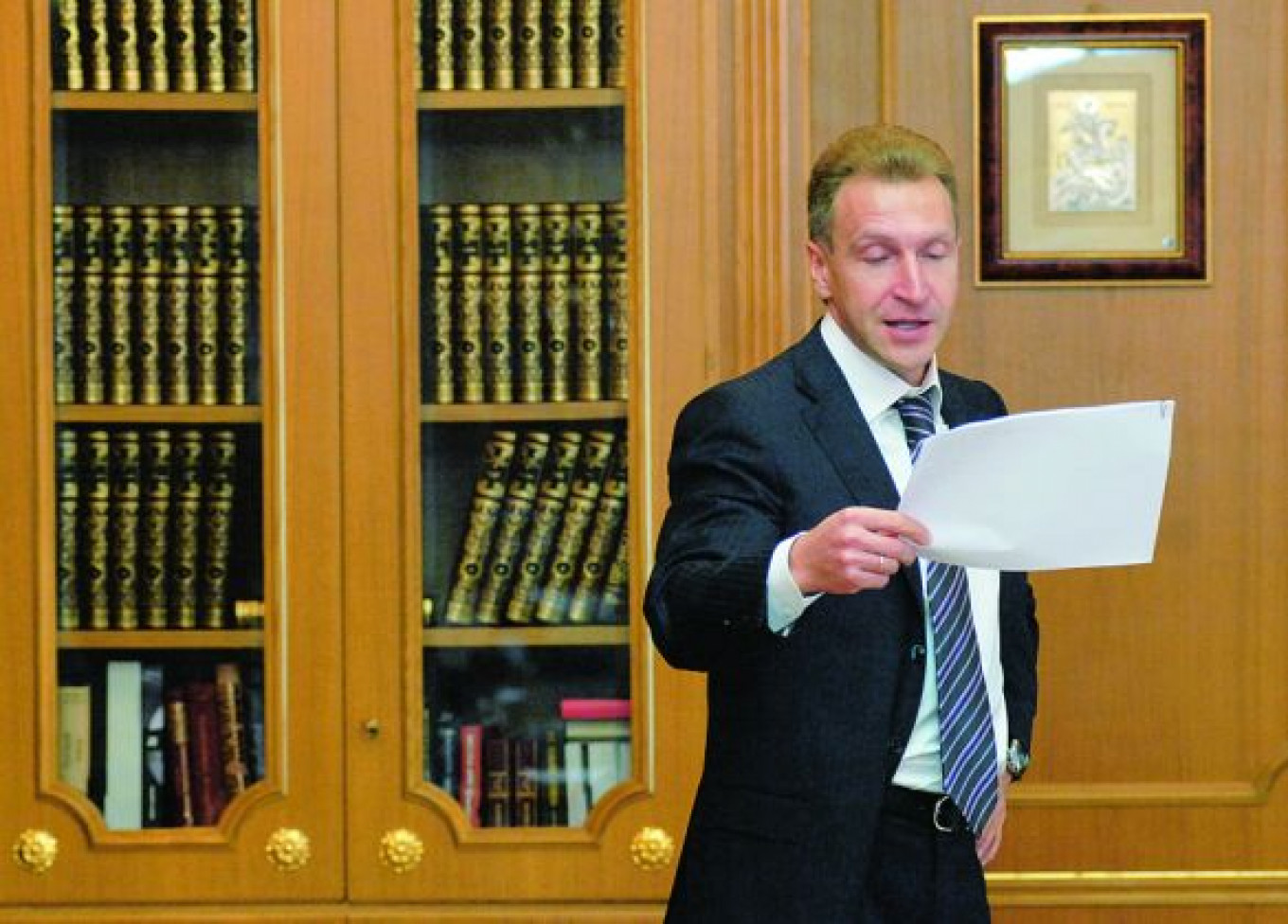 Shuvalov Offers New Privatization Timelines