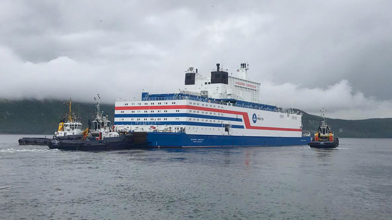 Russian Emergency Services Make Final Check on Floating Nuclear Power ...