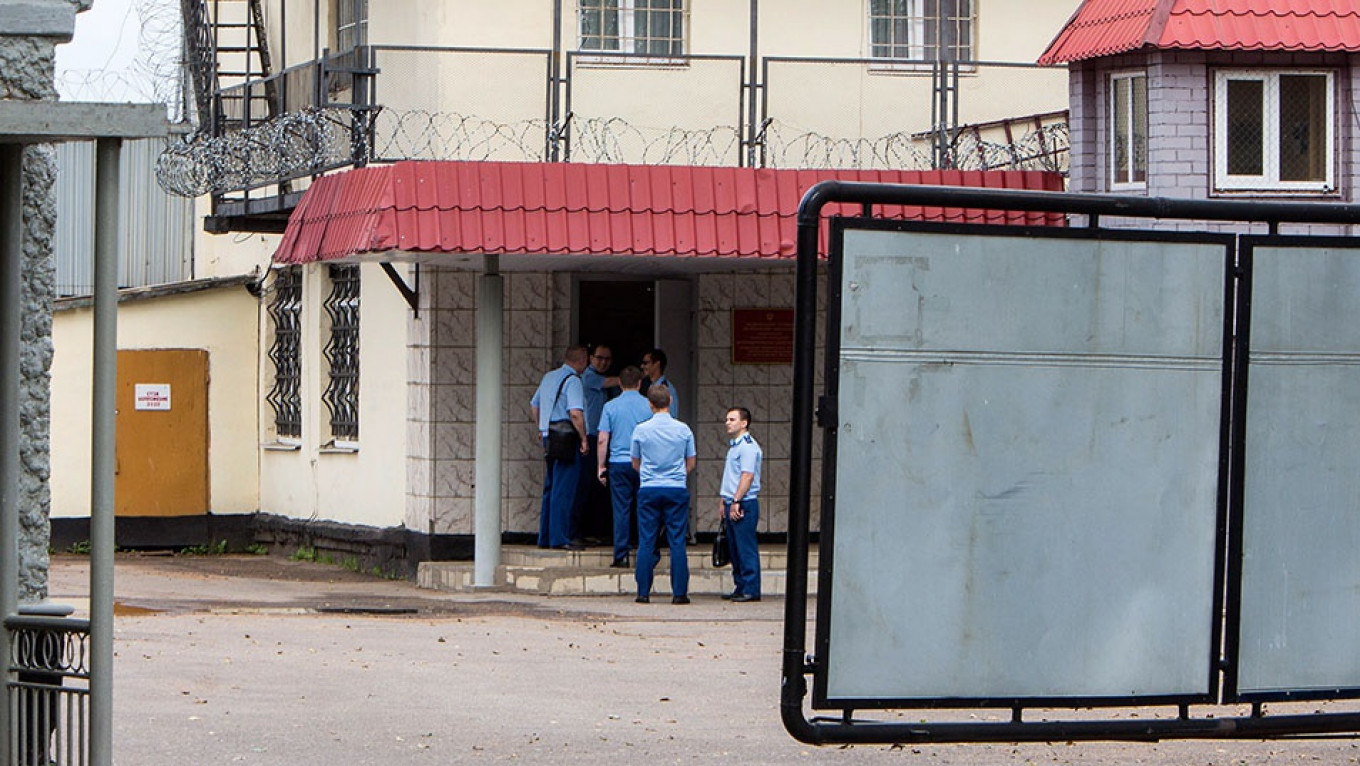 6 Arrested in Wake of Leaked Russian Prison Torture Video