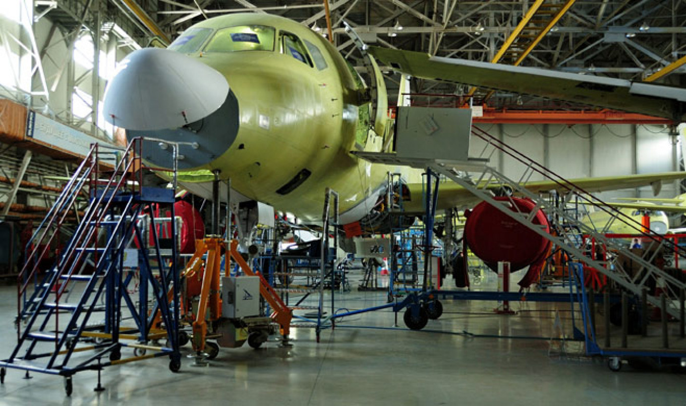 Russian Aircraft Firms to Replace Ukrainian Imports in 2 Years