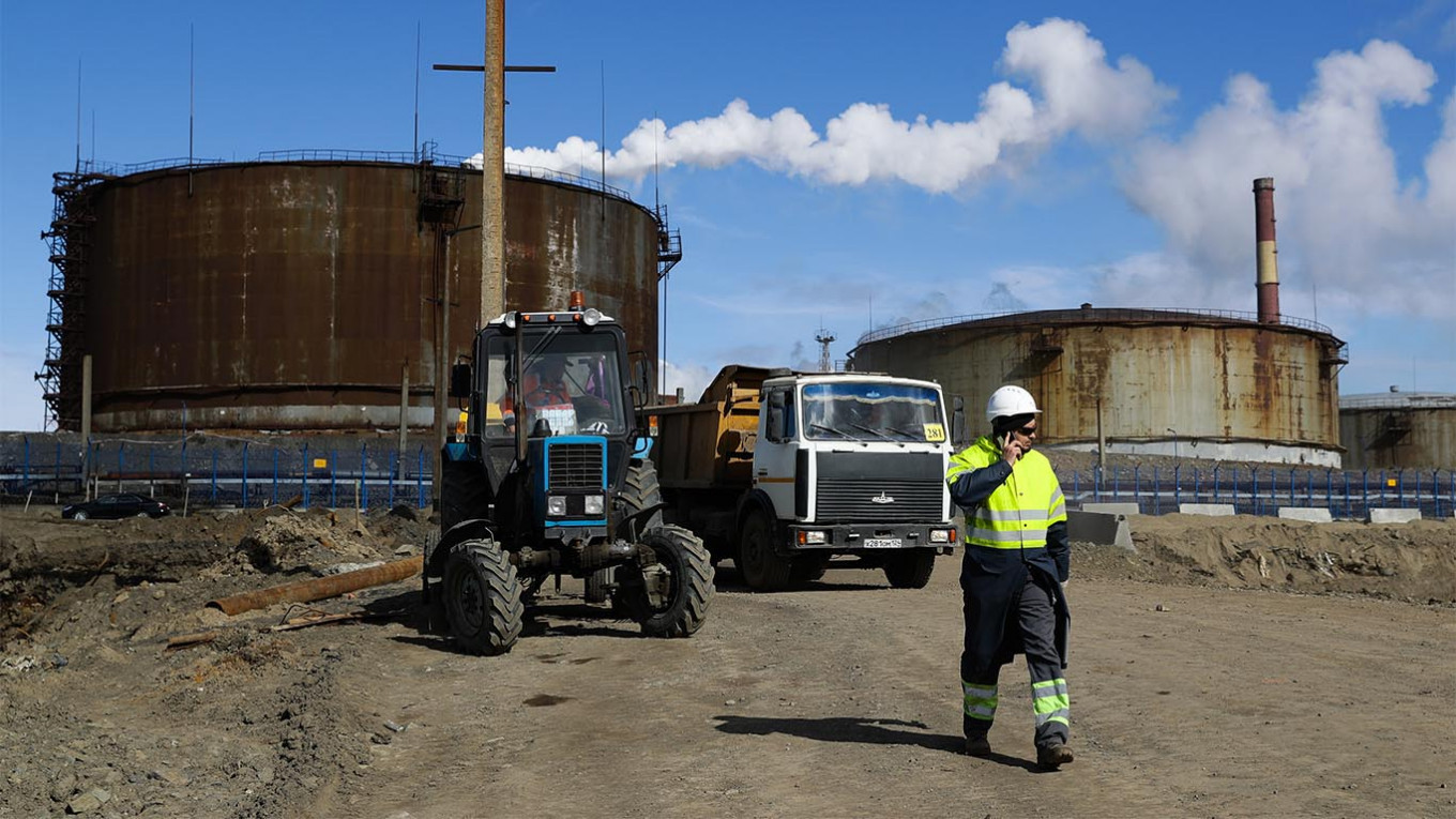 Russian Miner Nornickel Pays Record $2Bln Fine for Arctic Oil Spill ...