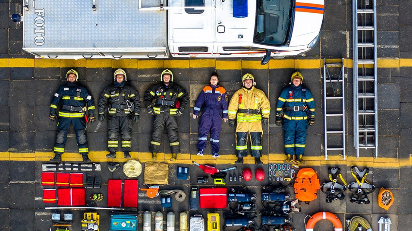 Russia Takes On Viral Tetris Challenge