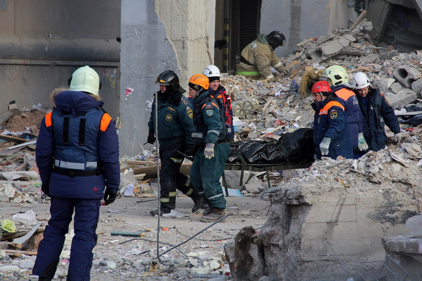 Death Toll Rises to 21 in Russian Apartment Block Collapse