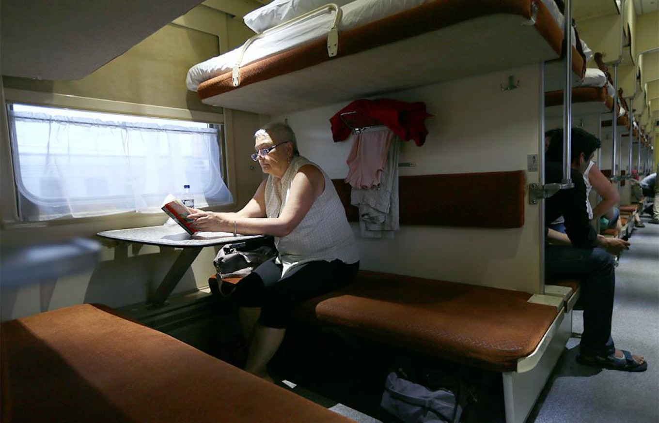 Russian Train Passengers Need Consent to Share Bottom Bunk