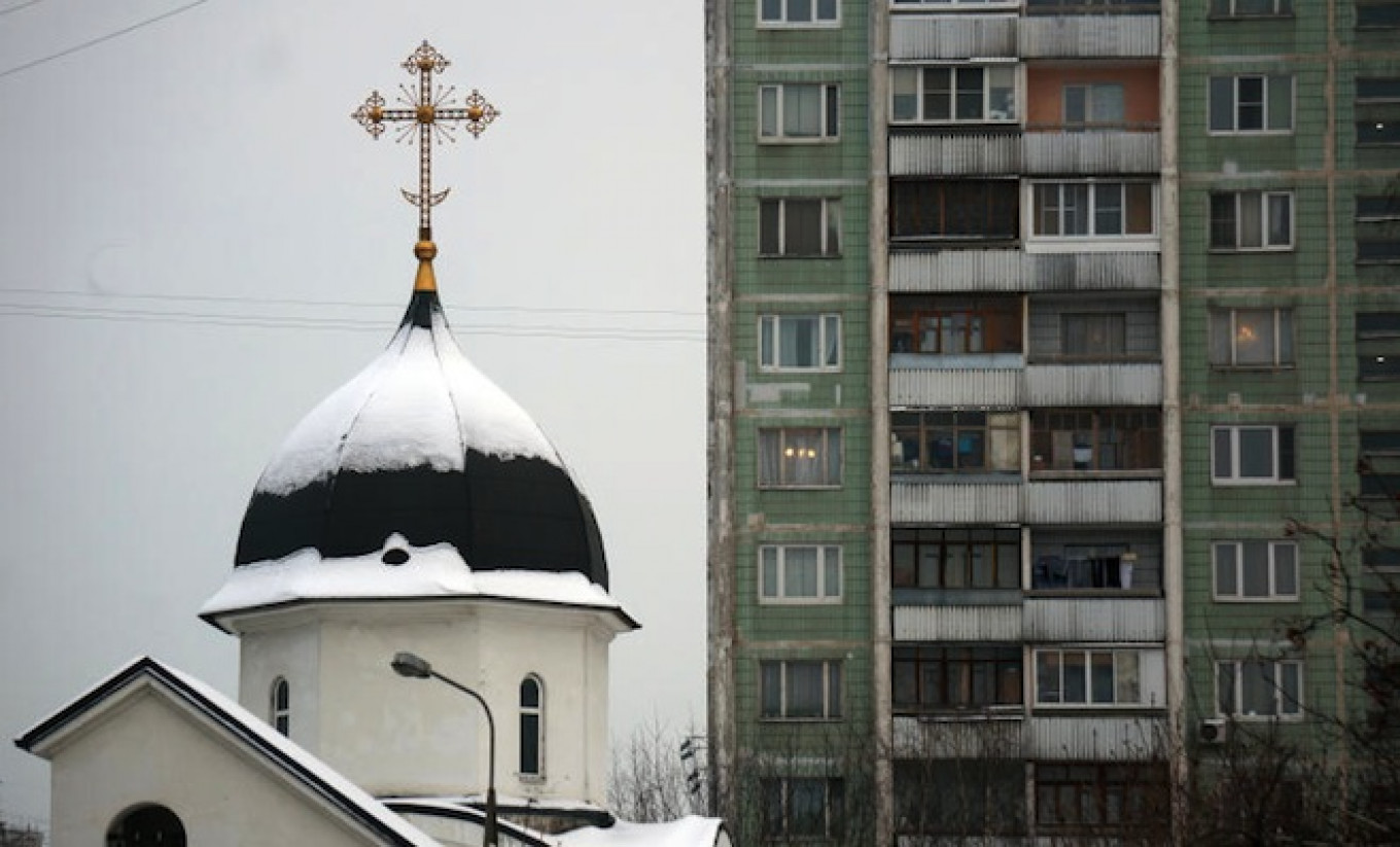Russians Becoming More Disillusioned With Church - Report