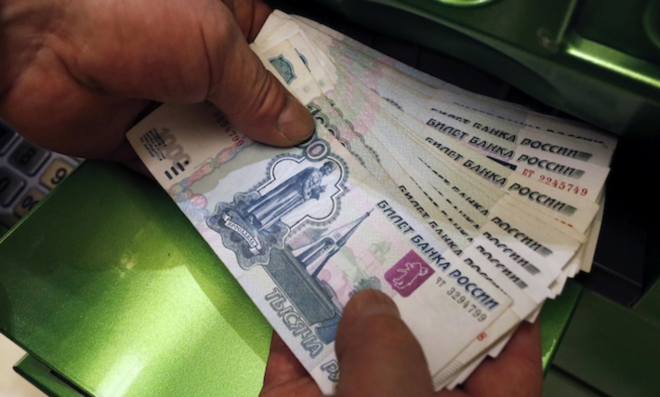 Russian Inflation to Exceed 9% by Year's End, Economy Minister Says