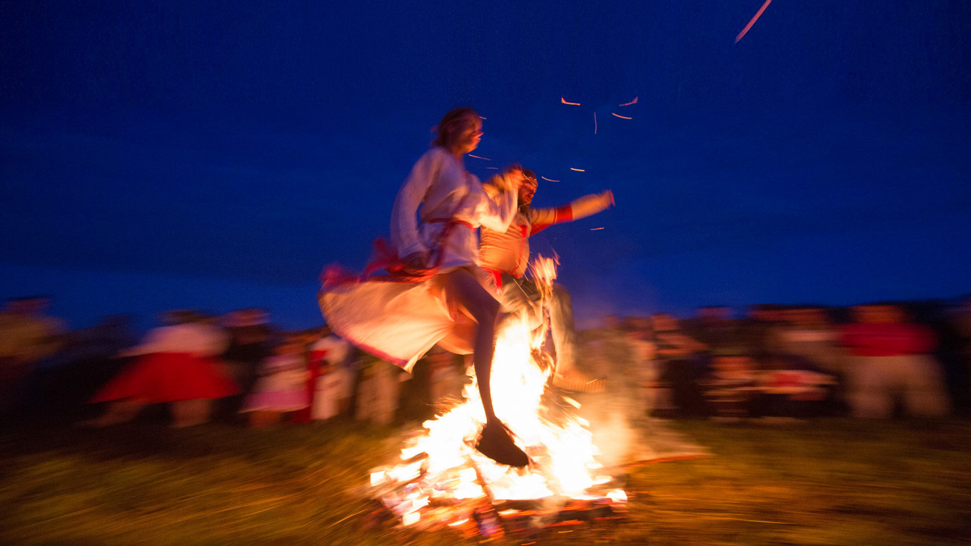The Night of Ivan Kupala, in Photos - The Moscow Times