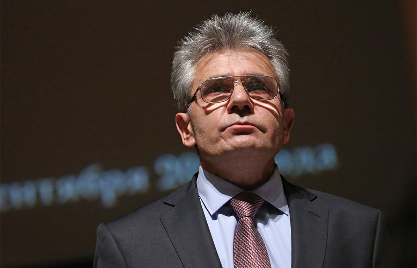Russian Science in Crisis, Says New Academy of Sciences Chief