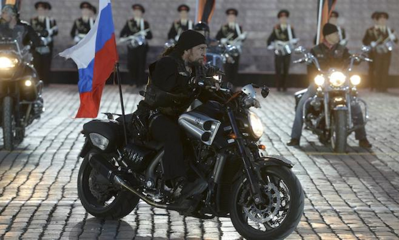 Crimean Lawmaker Refuses to Duel With Night Wolves' Chief Over Land Dispute