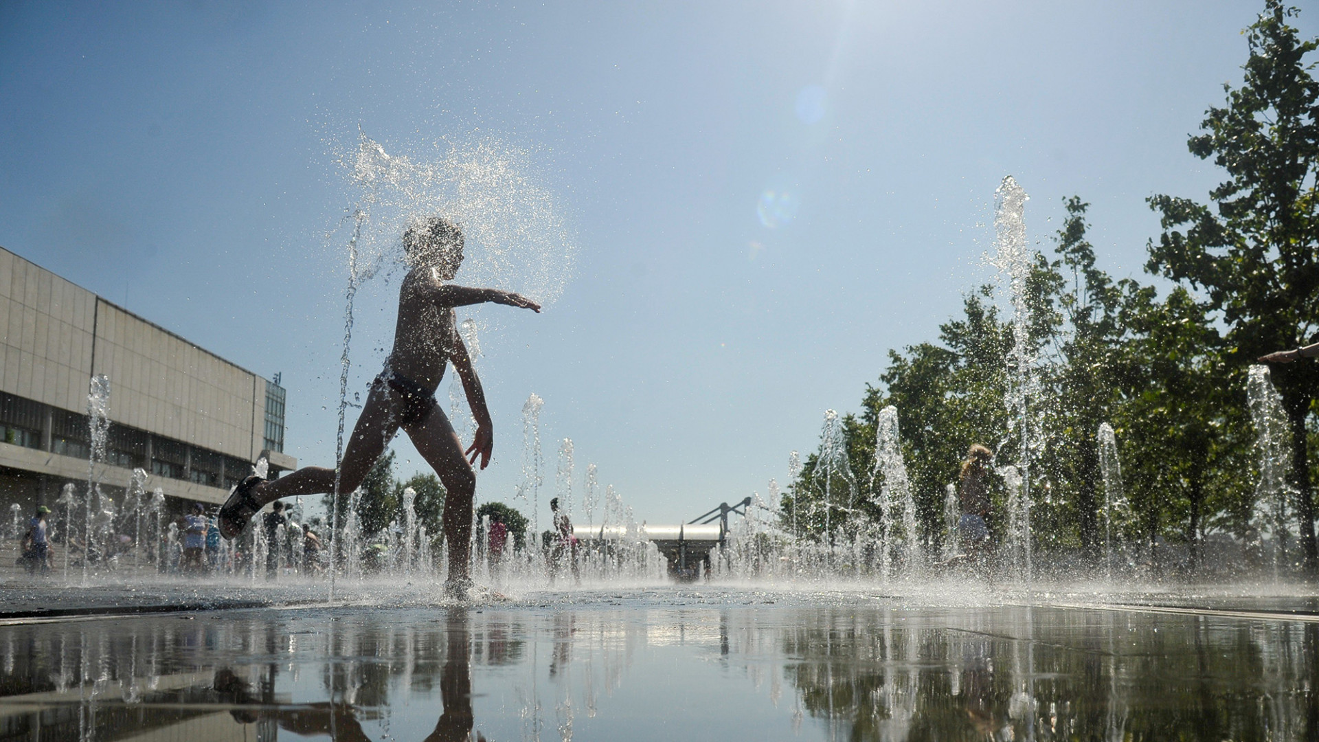 Moscow Sizzles in Record Temperatures - The Moscow Times