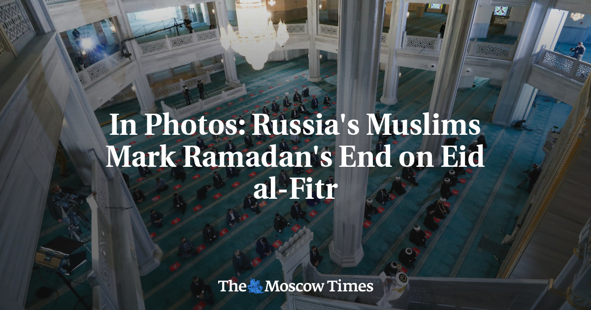 In Photos: Russia's Muslims Mark Ramadan's End on Eid al-Fitr - The ...