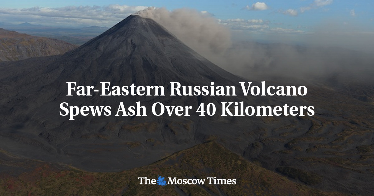 Far-Eastern Russian Volcano Spews Ash Over 40 Kilometers