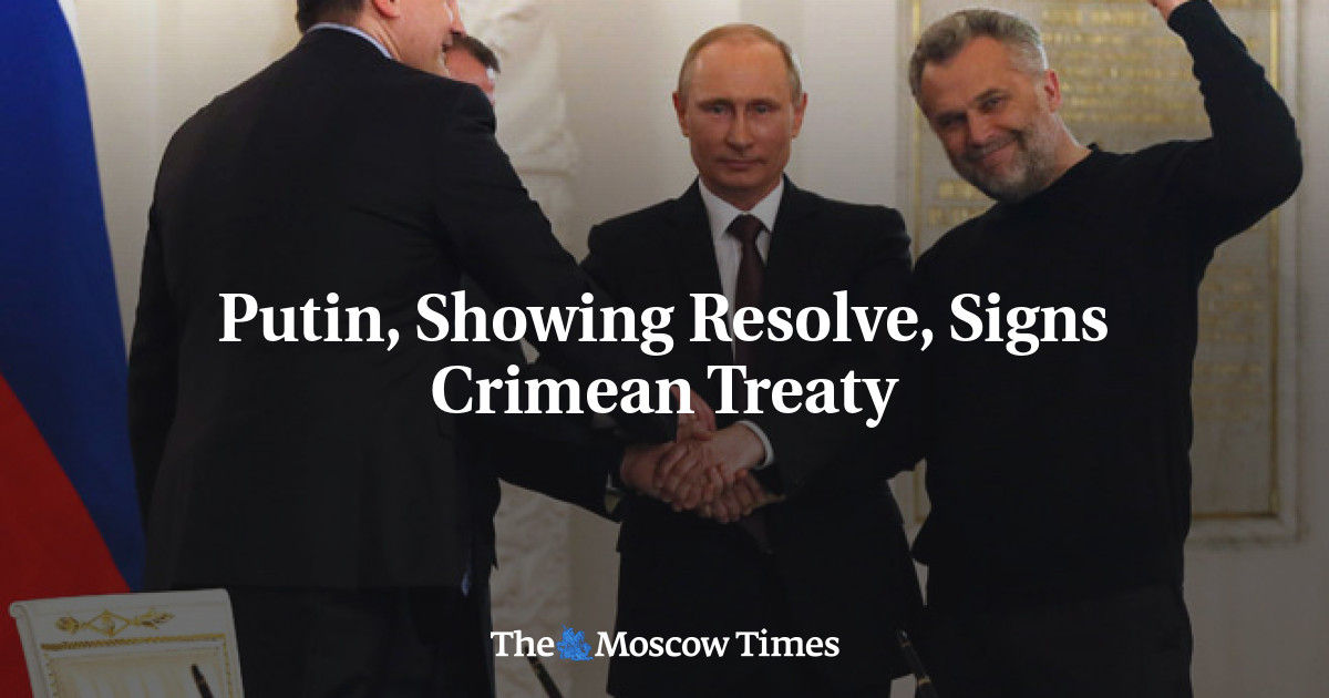Putin, Showing Resolve, Signs Crimean Treaty