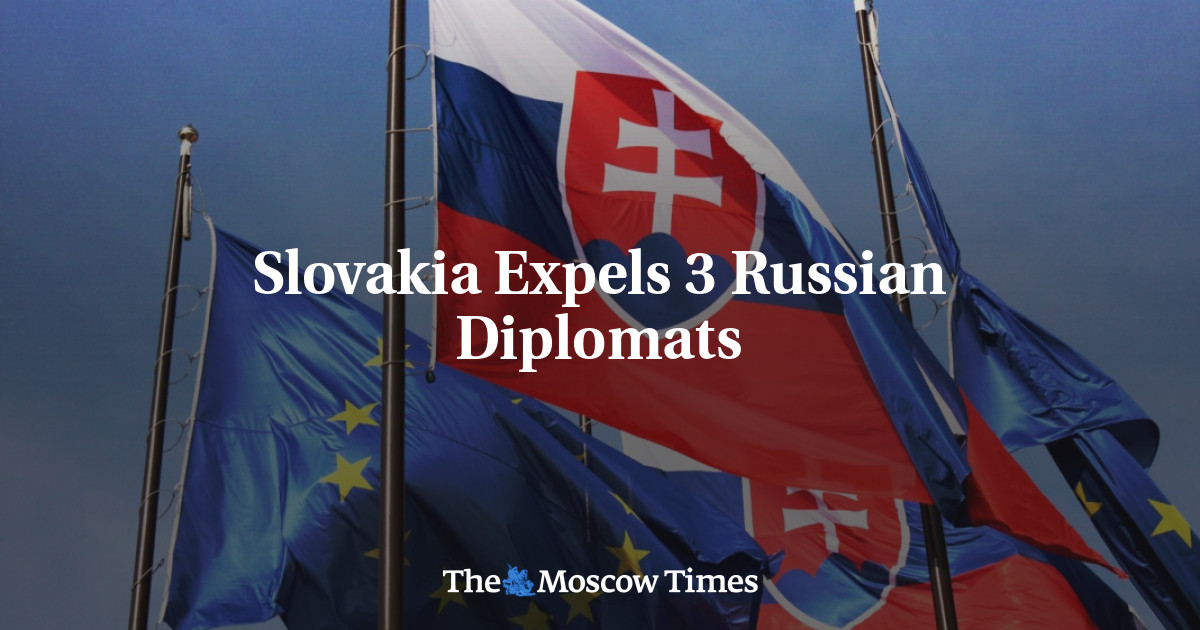Slovakia Expels 3 Russian Diplomats - The Moscow Times