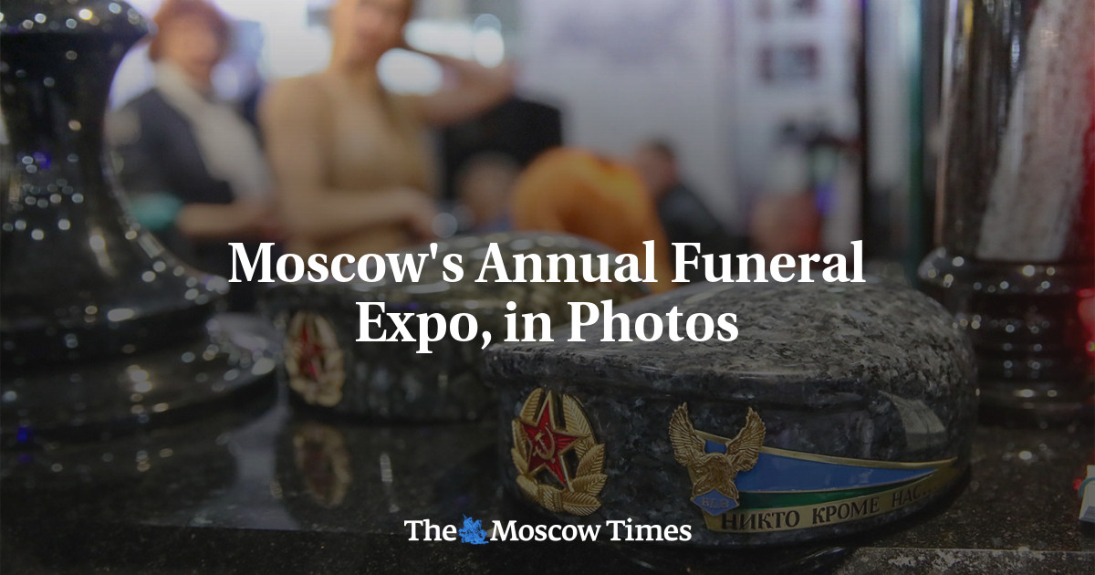 Moscow's Annual Funeral Expo, in Photos - The Moscow Times