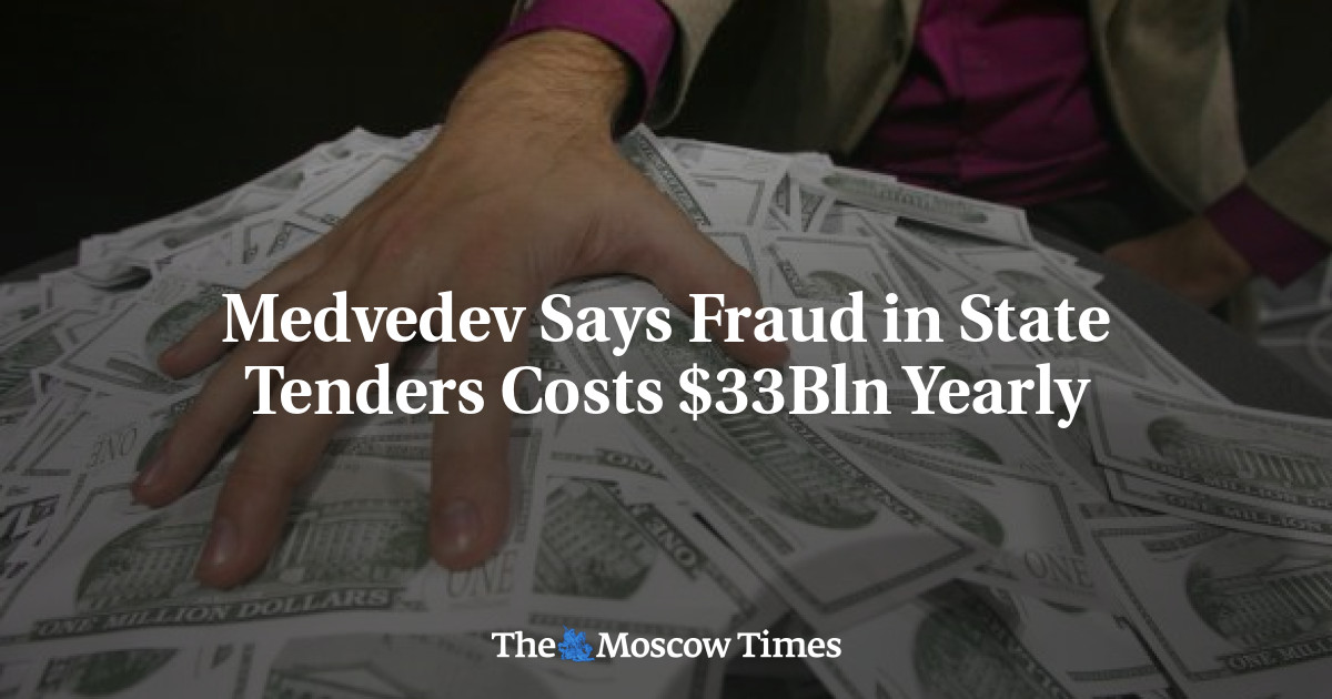 Medvedev Says Fraud in State Tenders Costs $33Bln Yearly