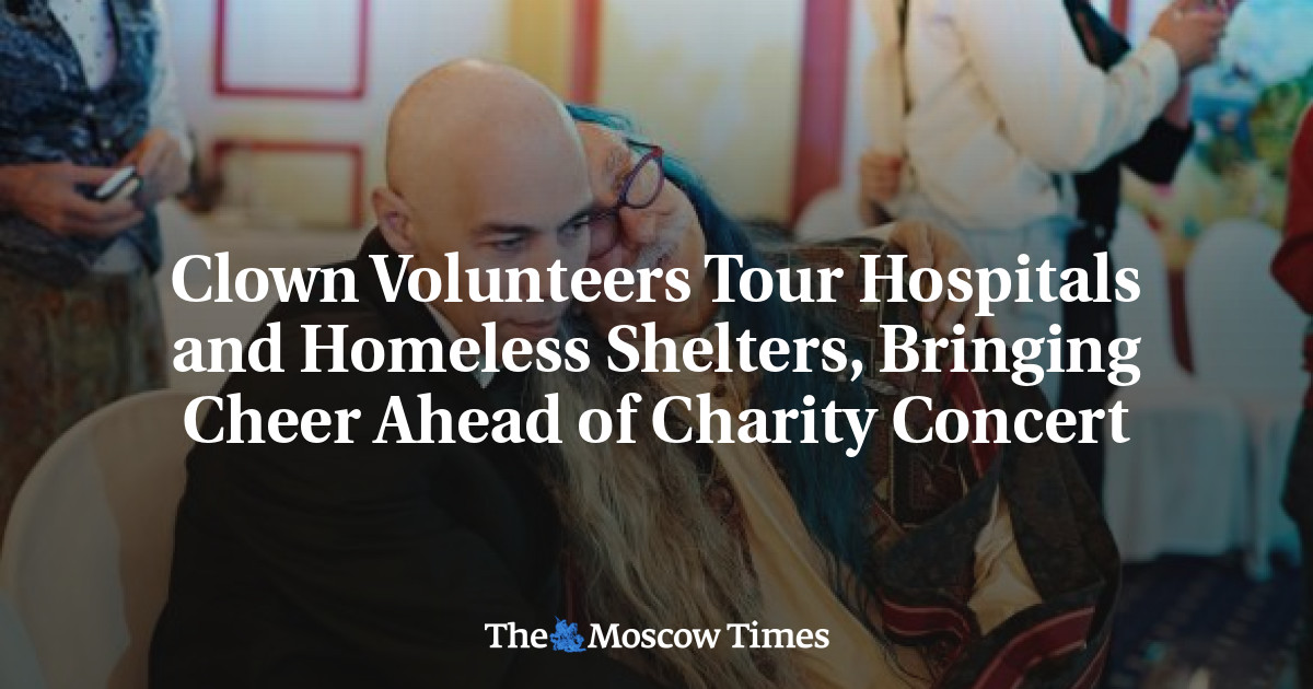 Clown Volunteers Tour Hospitals and Homeless Shelters, Bringing Cheer ...