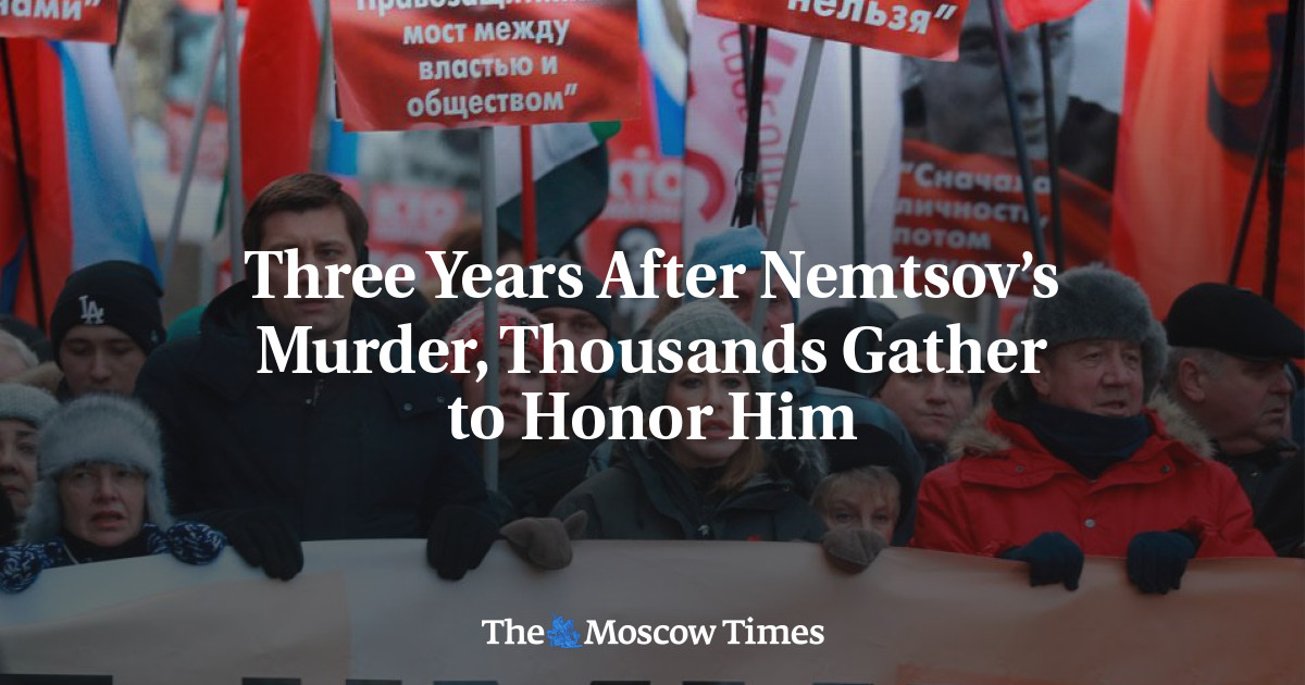 Three Years After Nemtsov’s Murder, Thousands Gather to Honor Him