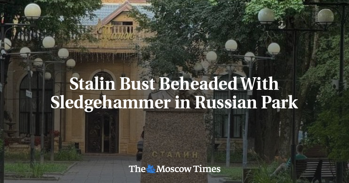 Stalin Bust Beheaded With Sledgehammer in Russian Park - The Moscow Times