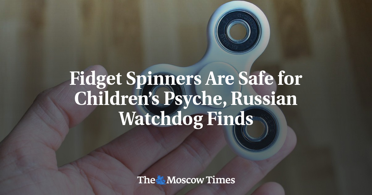 Fidget Spinners Are Safe for Children’s Psyche, Russian Watchdog Finds