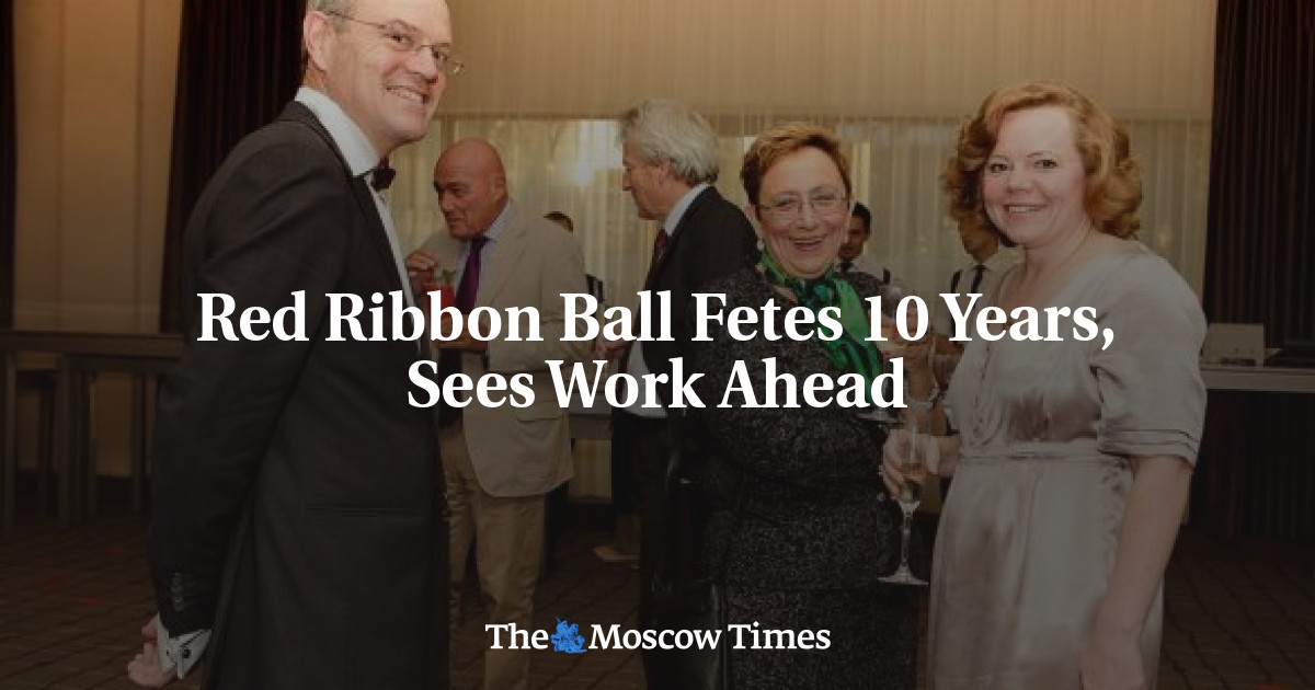 Red Ribbon Ball Fetes 10 Years, Sees Work Ahead