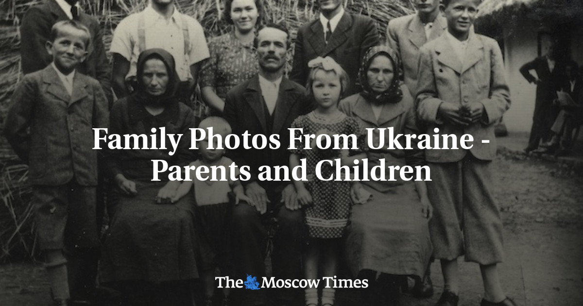 Family Photos From Ukraine - Parents and Children