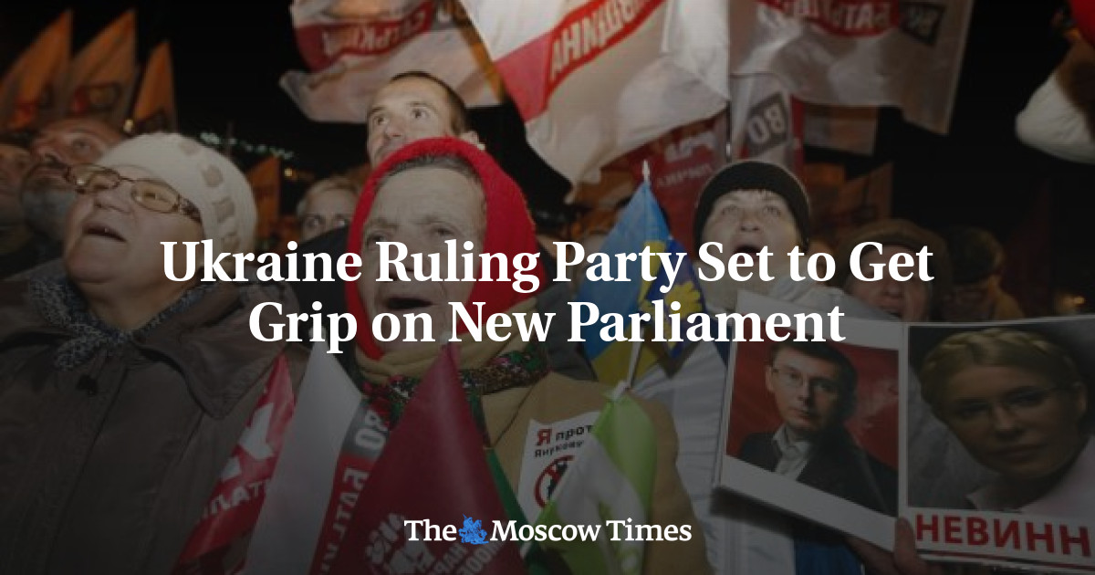 Ukraine Ruling Party Set to Get Grip on New Parliament