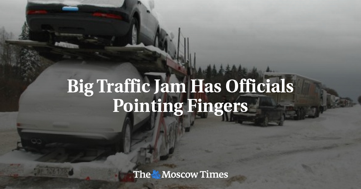 Big Traffic Jam Has Officials Pointing Fingers