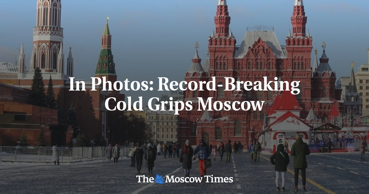 In Photos: Record-Breaking Cold Grips Moscow - The Moscow Times