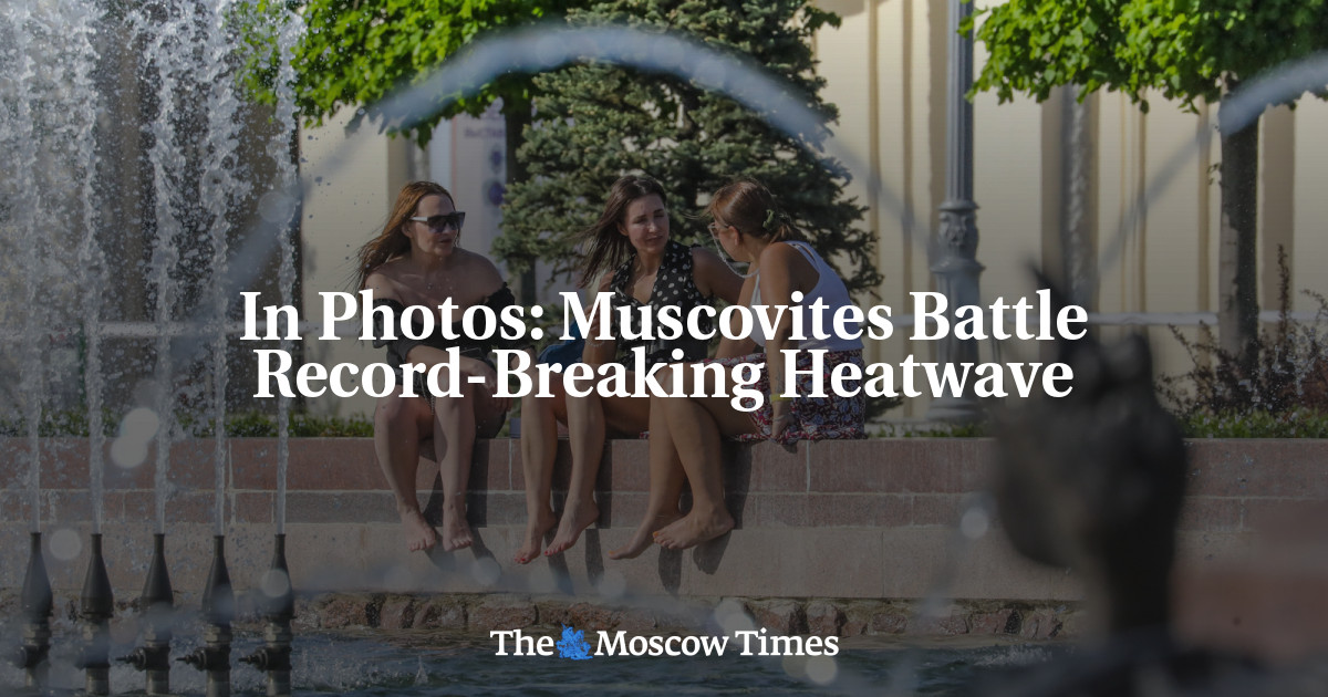 In Photos: Muscovites Battle Record-Breaking Heatwave - The Moscow Times