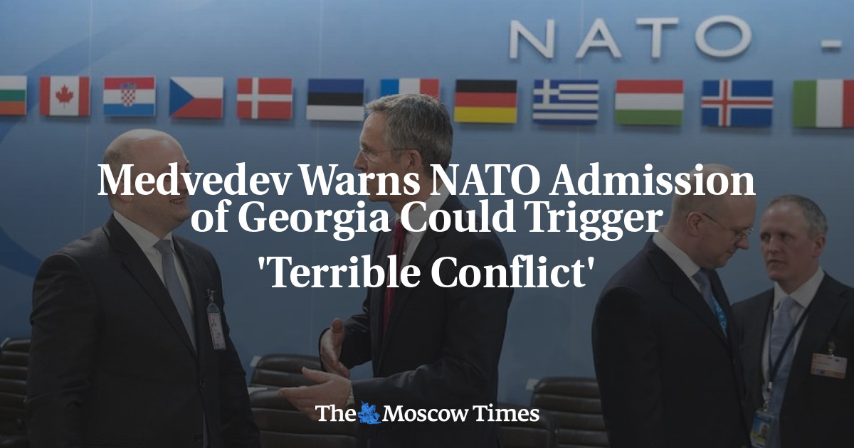 Medvedev Warns NATO Admission of Georgia Could Trigger 'Terrible Conflict'