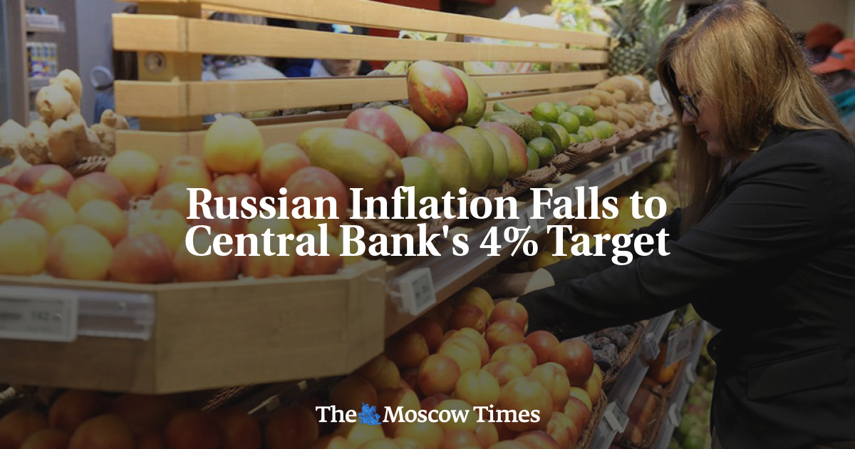 Russian Inflation Falls to Central Bank's 4% Target - The Moscow Times