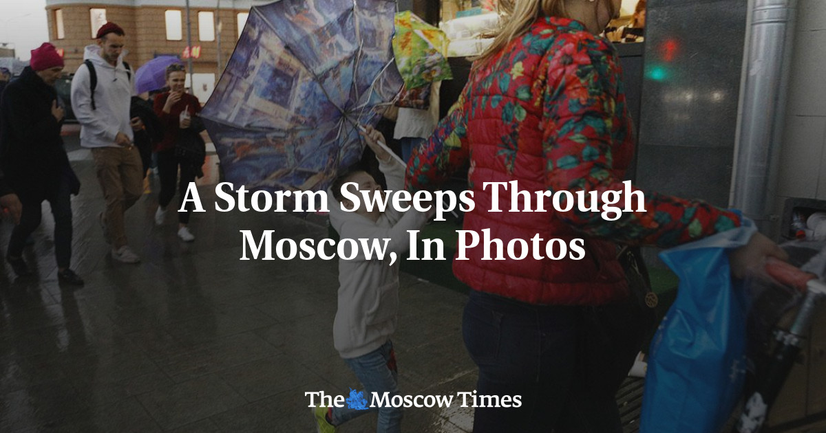 A Storm Sweeps Through Moscow, In Photos
