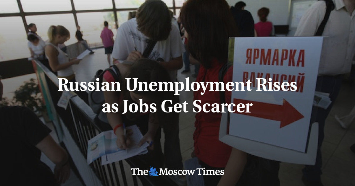Russian Unemployment Rises as Jobs Get Scarcer