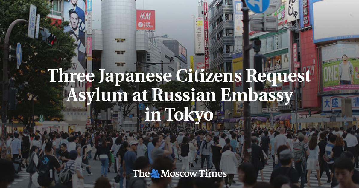 Three Japanese Citizens Request Asylum at Russian Embassy in Tokyo