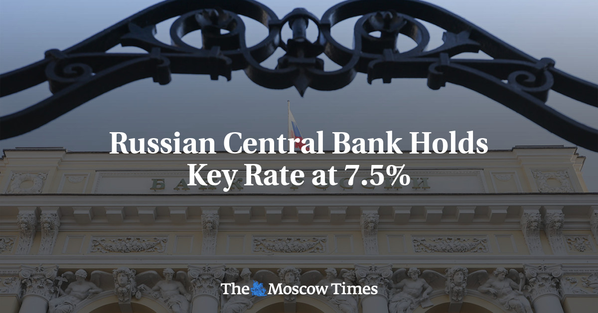 Russian Central Bank Holds Key Rate at 7.5% - The Moscow Times