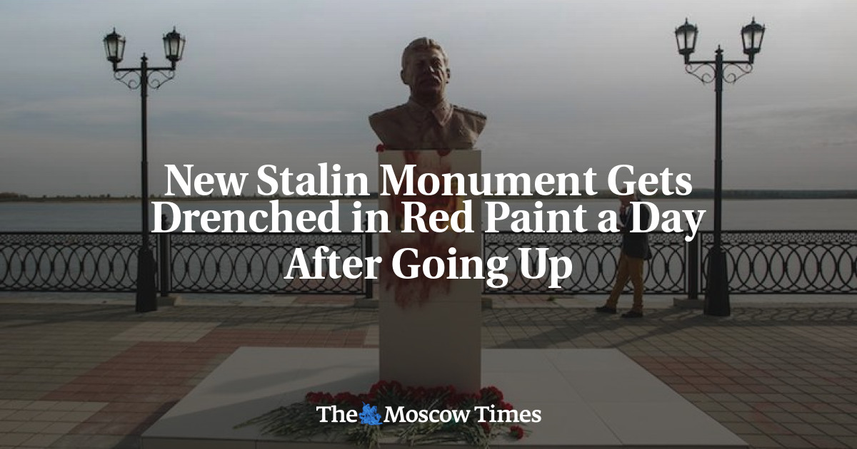 New Stalin Monument Gets Drenched in Red Paint a Day After Going Up