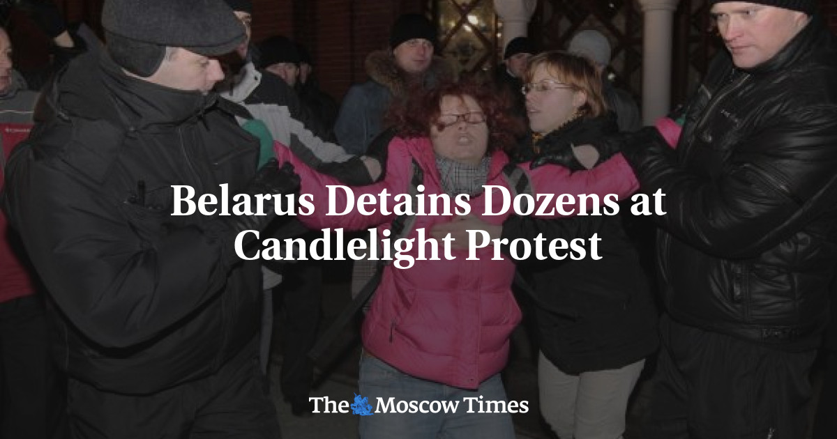 Belarus Detains Dozens at Candlelight Protest
